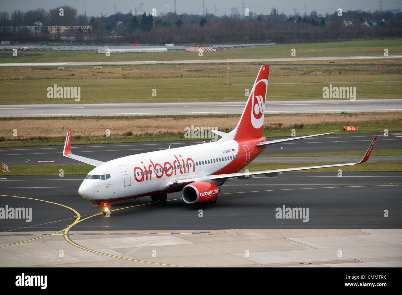 Air Berlin Boeing 737 commercial airliner Stock Photo - Alamy