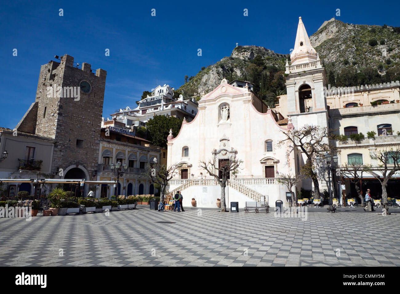 Piazza 9th Aprile, Taormina, Sicily, Italy, Europe Stock Photo - Alamy