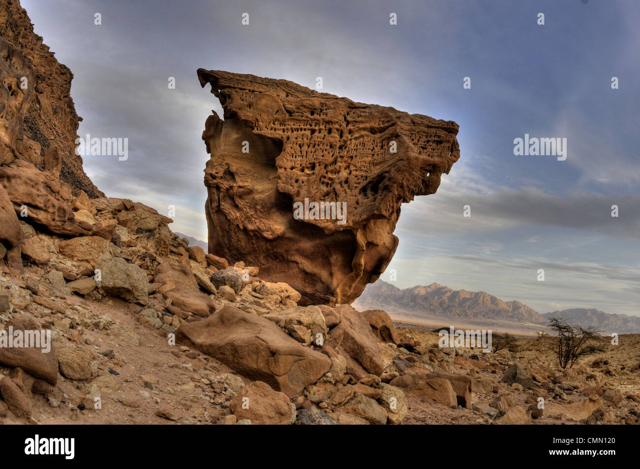 Sandstone rock formation in the Negev desert, Israel Stock Photo - Alamy