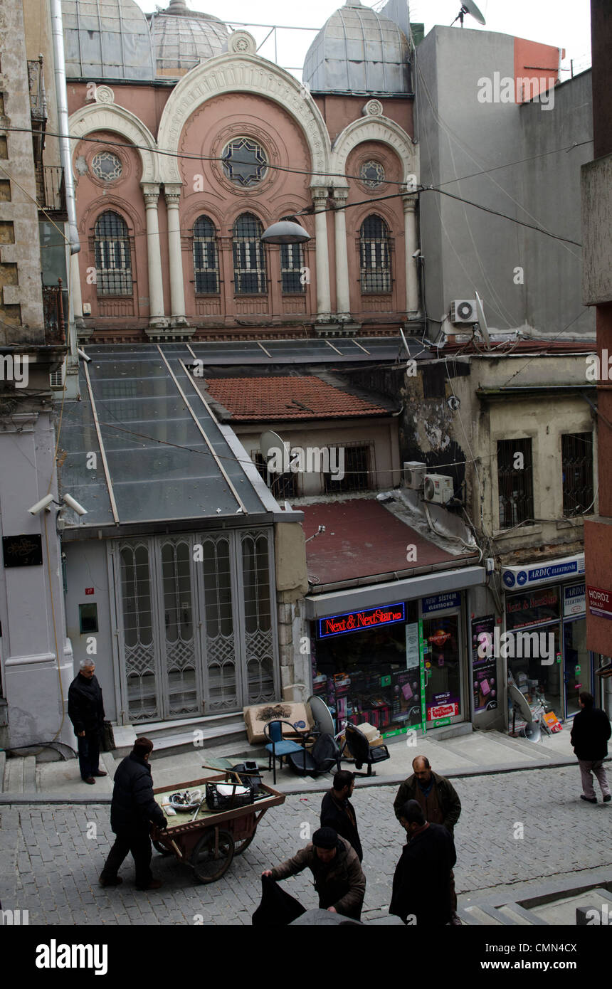 Turkish synagogue hi-res stock photography and images - Alamy