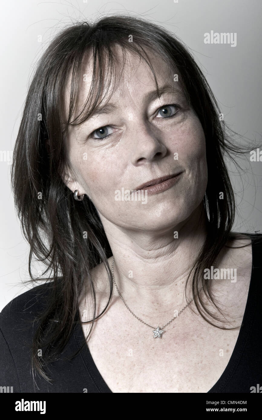 Nice women portrait hi-res stock photography and images - Alamy
