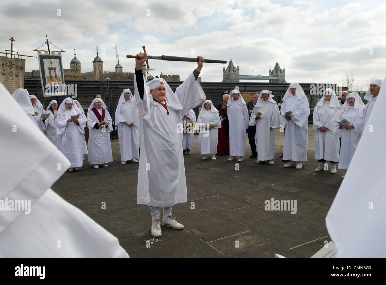 Druids ceremony hi-res stock photography and images - Alamy