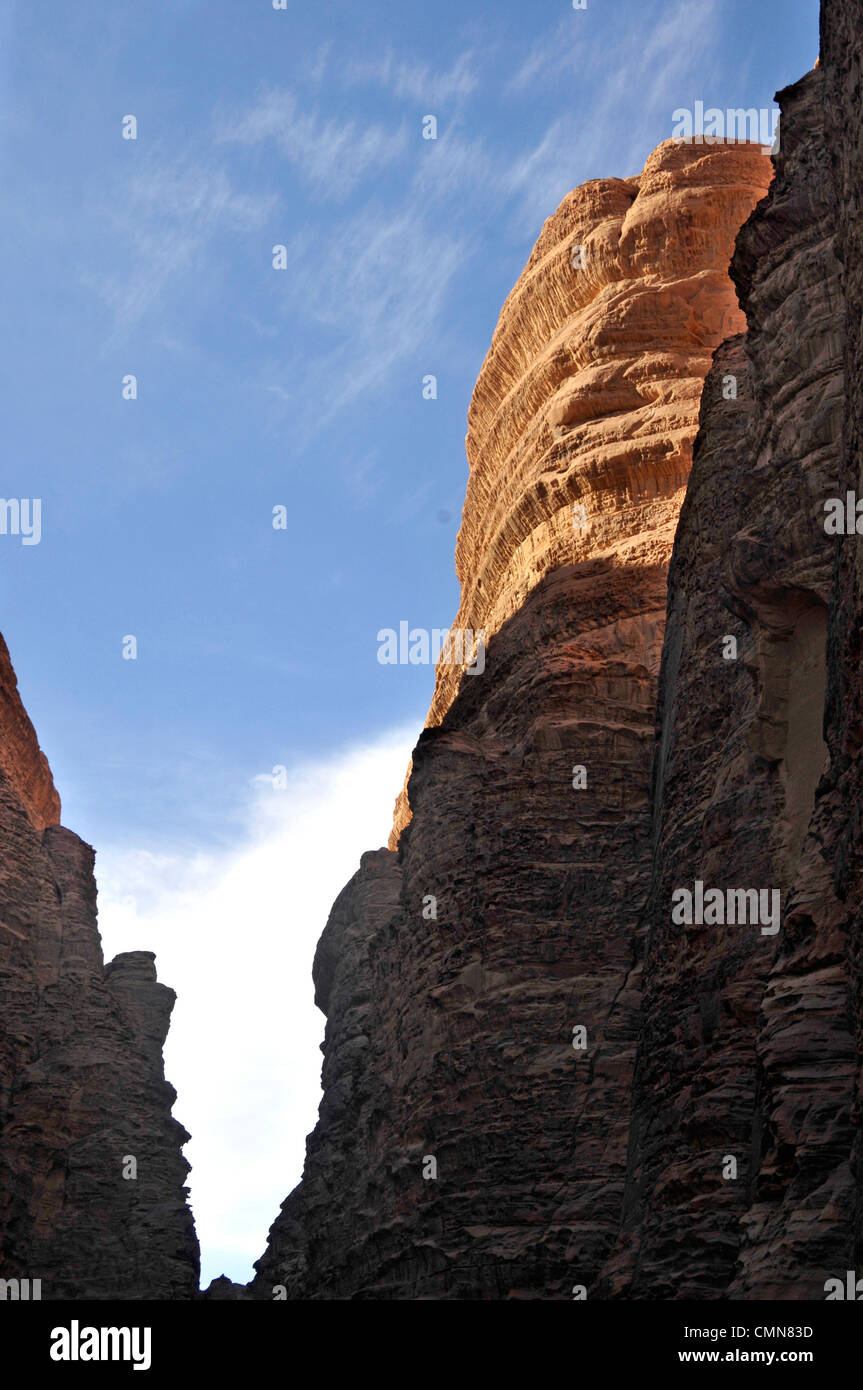 Sandstone mountain canyon scene in Wadi Rum, Jordan Stock Photo - Alamy