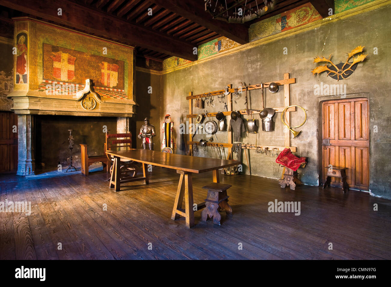 Hall of weapons hi-res stock photography and images - Alamy