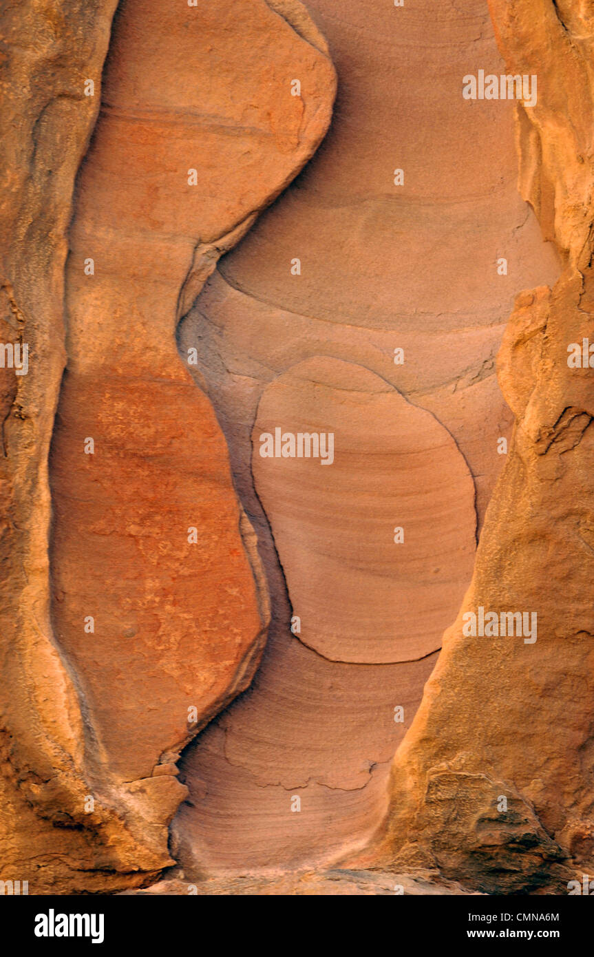 Sandstone rock in Wadi Rum, Jordan Stock Photo - Alamy