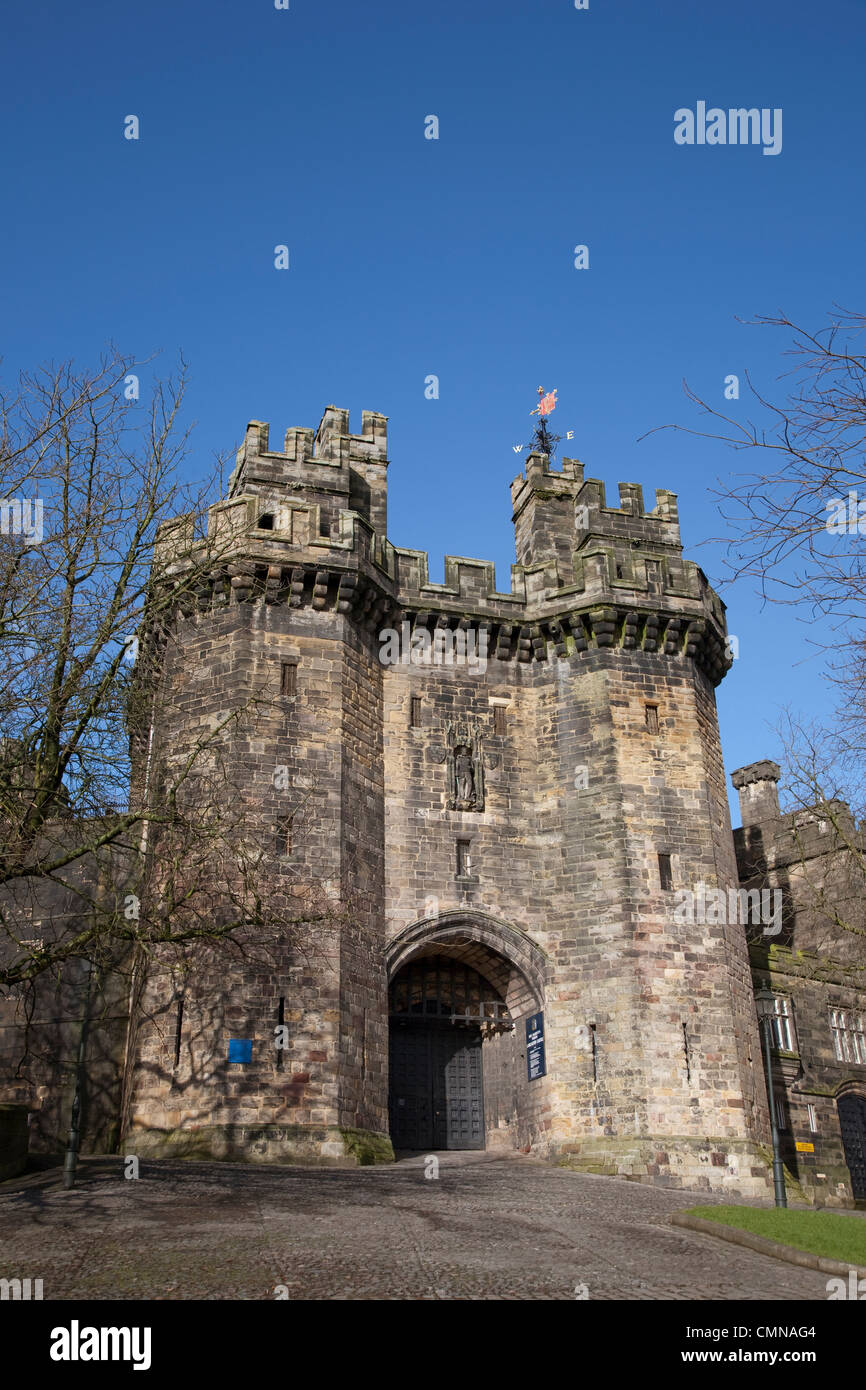 Lancaster castle hi-res stock photography and images - Alamy