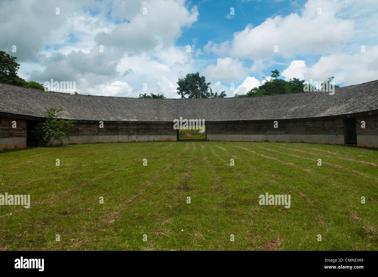 Traditional stable hi-res stock photography and images - Alamy