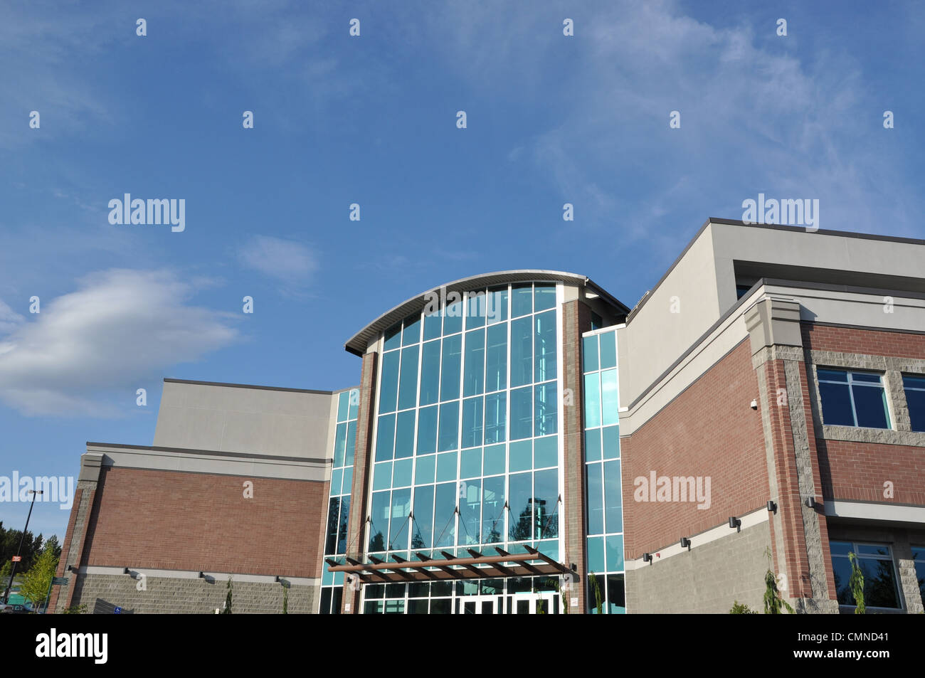 Side view tall building hi-res stock photography and images - Alamy