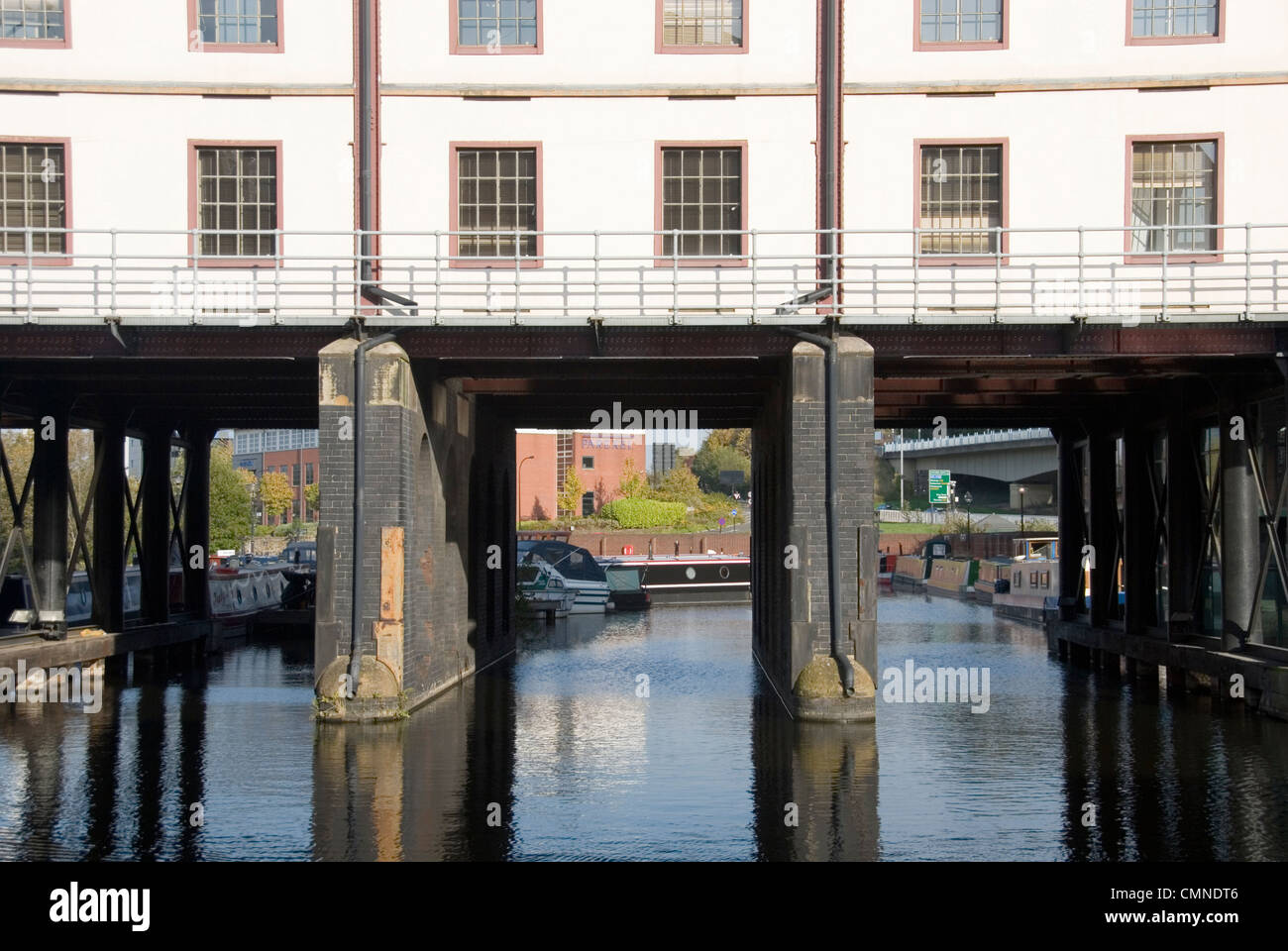 The Straddle, Victoria Quays is a Warehouse Building on Stilts ...