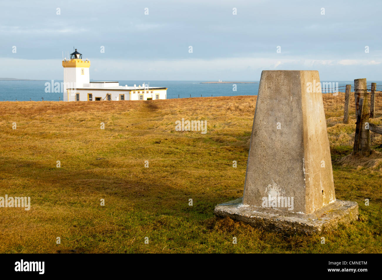 The lighthouse and Ordnance Survey trig point on Duncansby Head ...