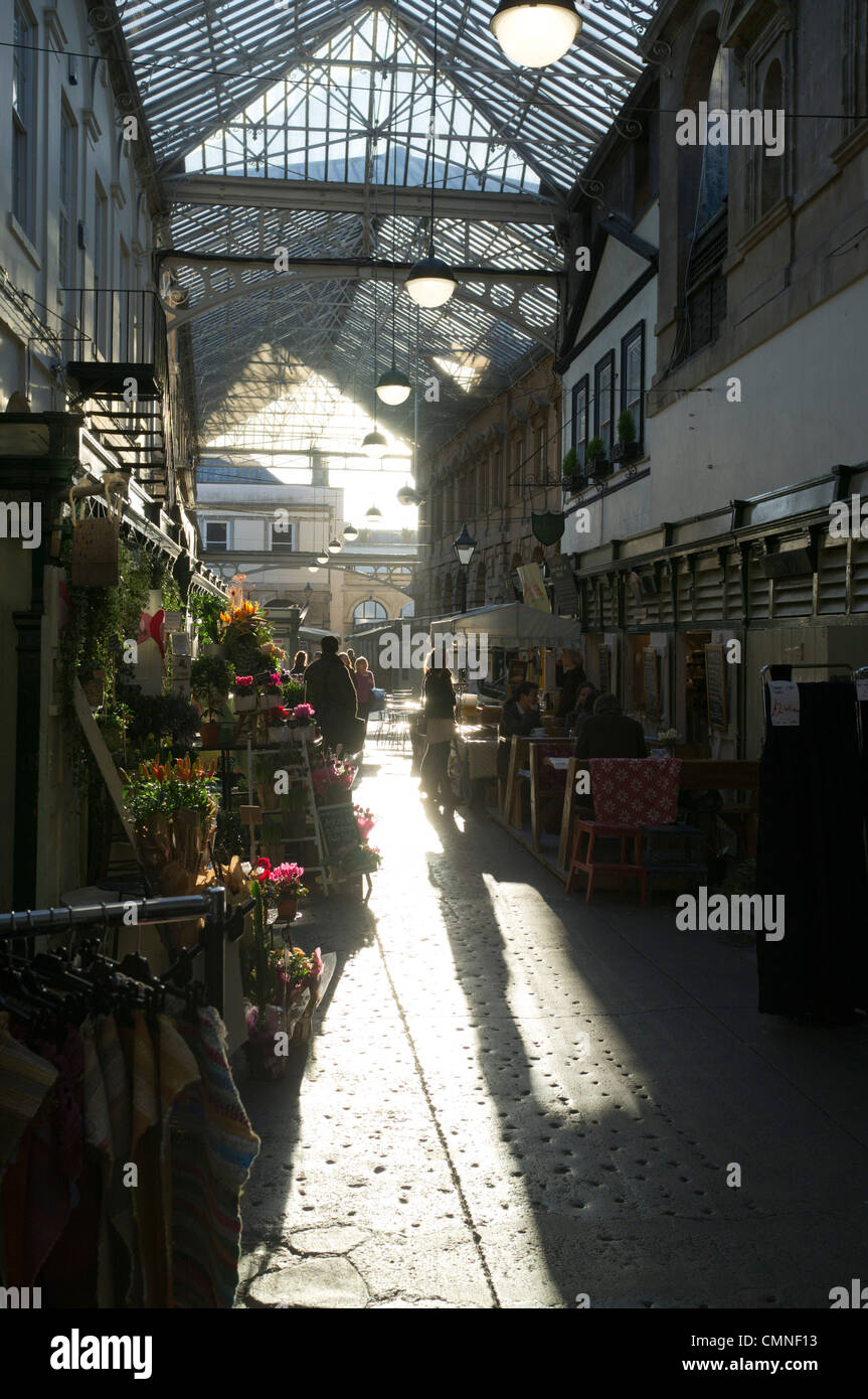 dh Outdoor street market ST NICHOLAS MARKETS BRISTOL England people ...
