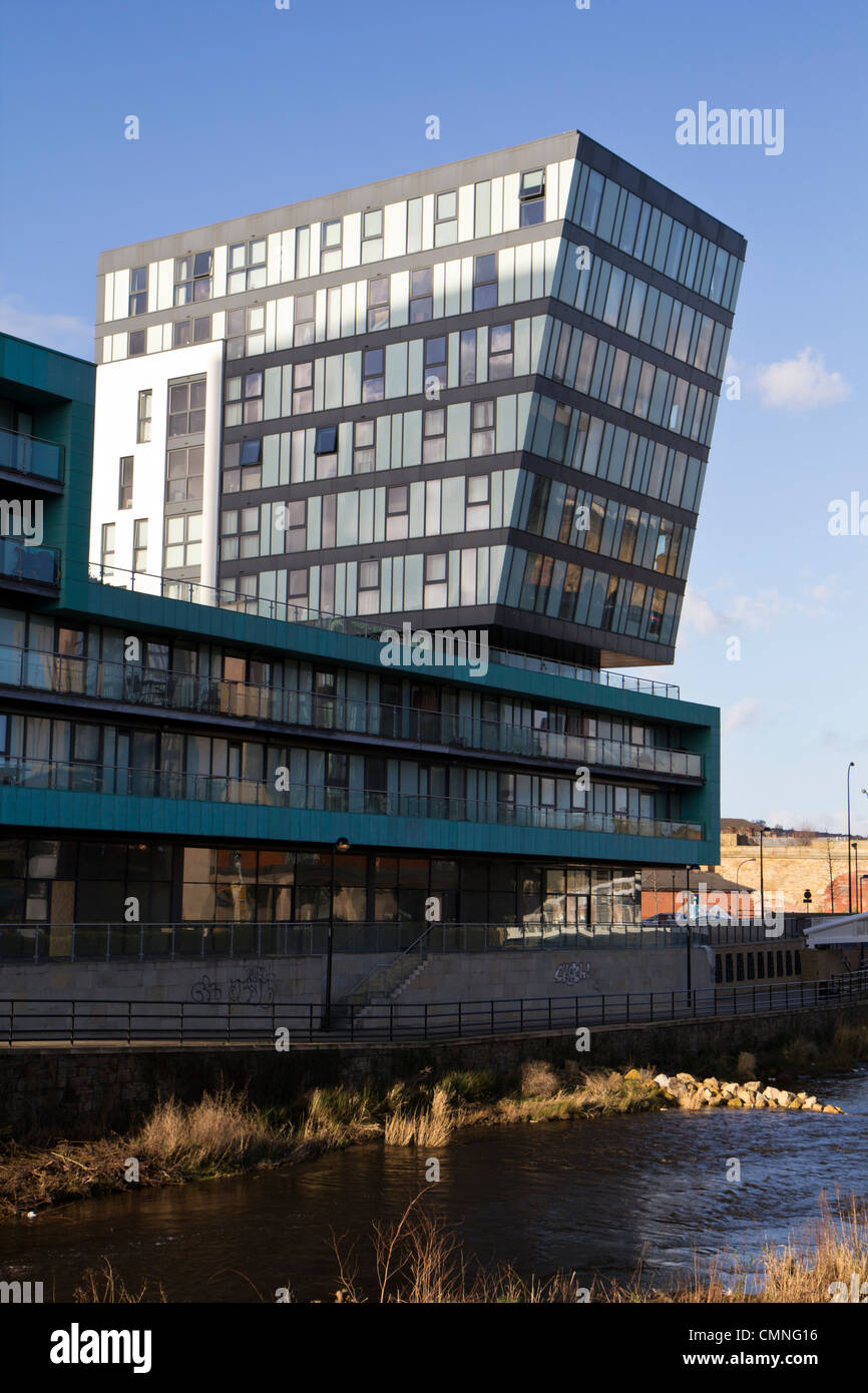 Modern UK buildings in Sheffield city center South Yorkshire England ...