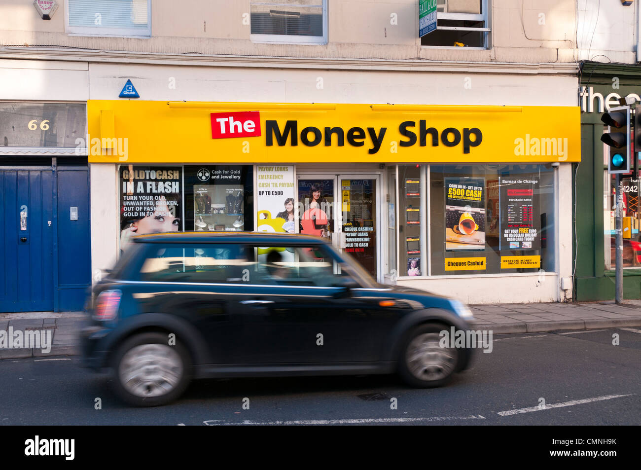 Benefit shop hi-res stock photography and images - Alamy