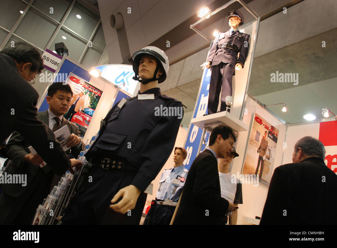 Security personnel uniform clothing on display at 'Security Show 2005 ...