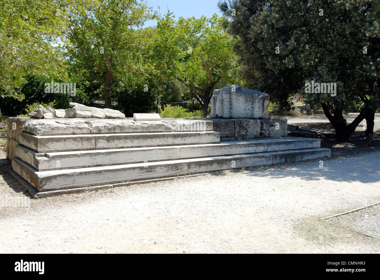 Altar of zeus hi-res stock photography and images - Alamy