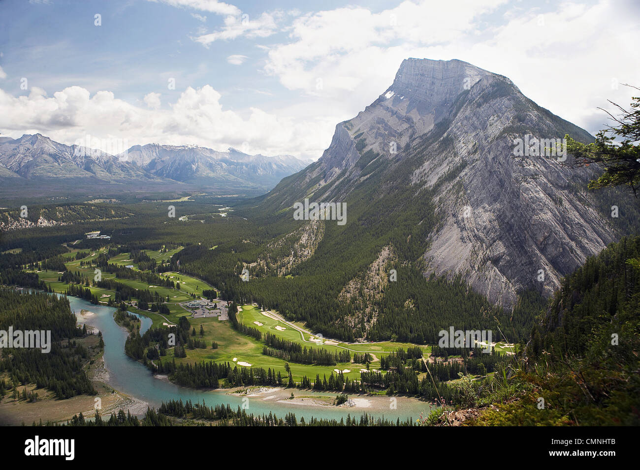 Mount rundle and tunnel mountain hi-res stock photography and images ...