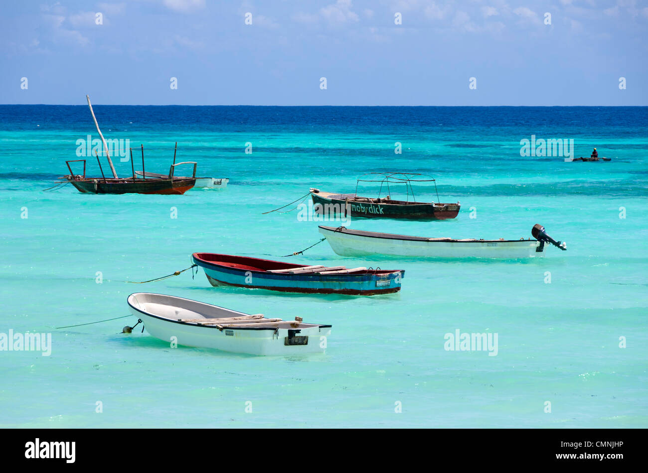 Travel brochure scenery hi-res stock photography and images - Alamy