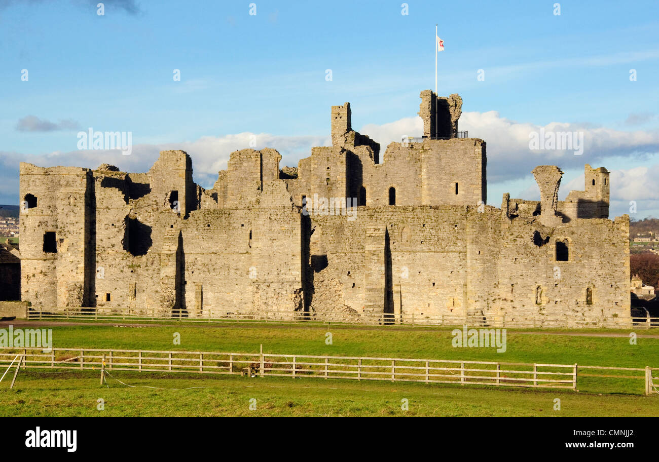 Middleham wensleydale north yorkshire hi-res stock photography and ...