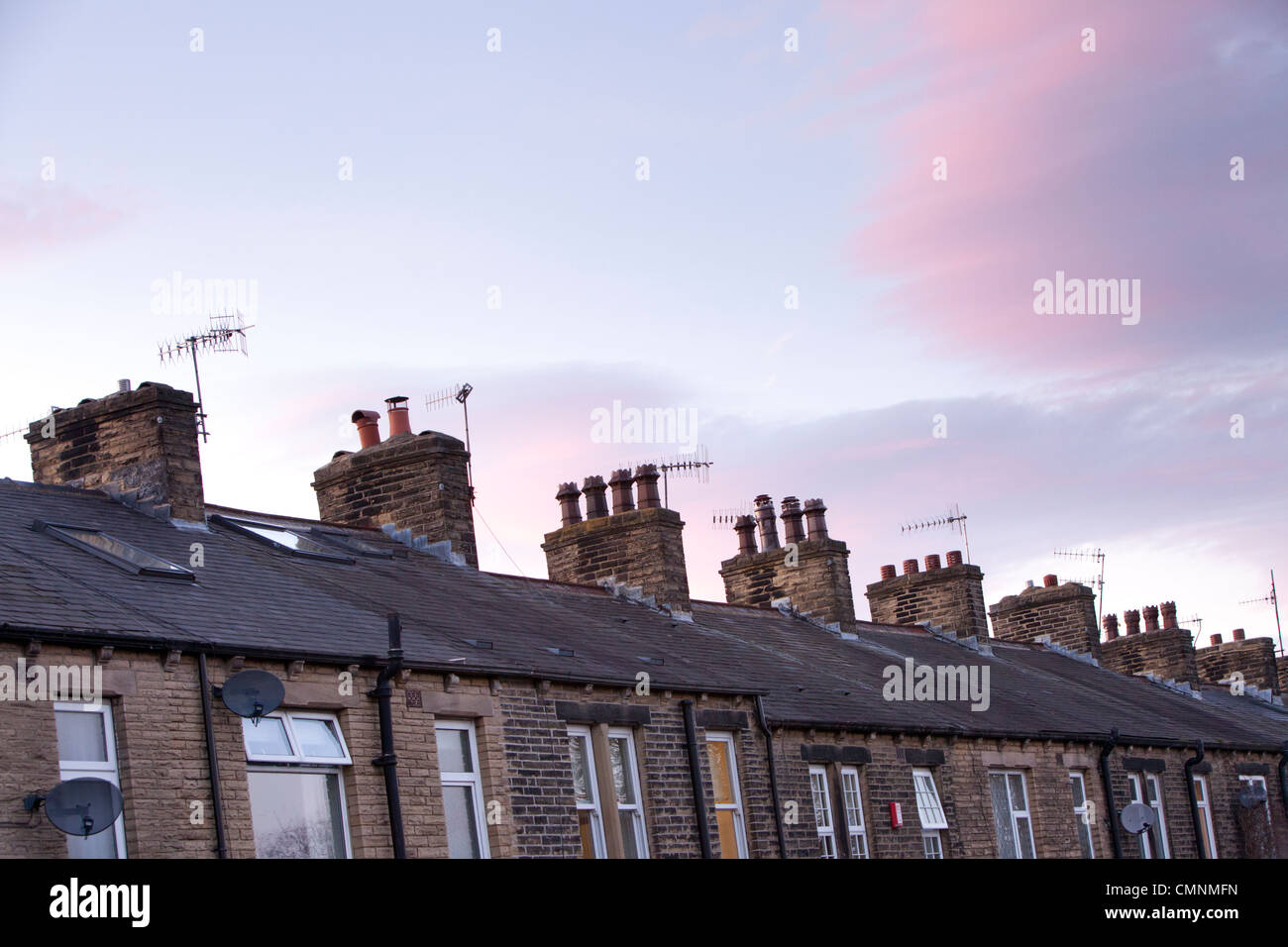 Clouds pass over a Victorian terraced street Stock Photo - Alamy