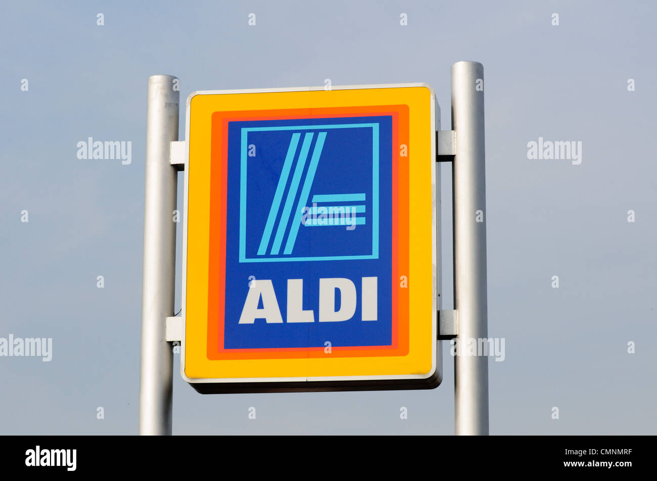 Aldi supermarket hi-res stock photography and images - Alamy