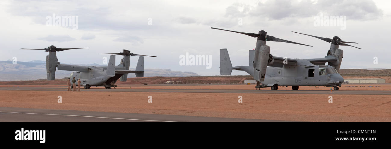 Aircraft V22 Osprey Vertical takeoff Landing troop transport for war ...