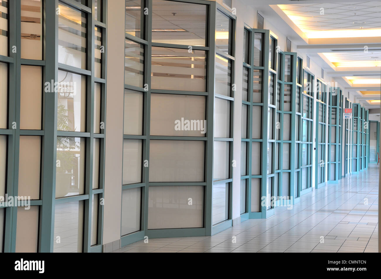 The corner mall hi-res stock photography and images - Alamy