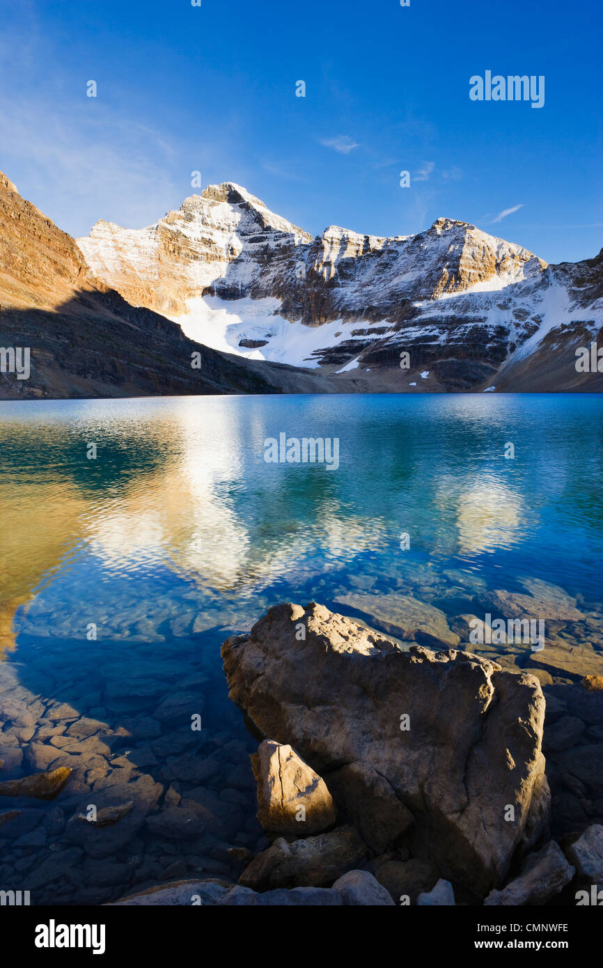Lake McArthur and Mount Biddle at sunset, Yoho National Park, British ...