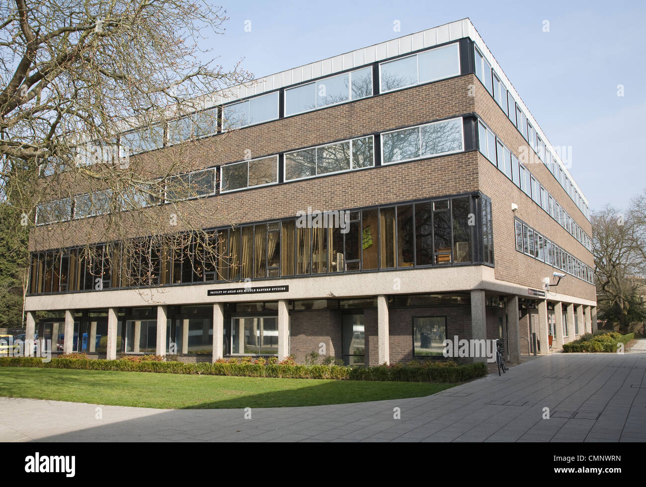 Cambridge faculty of english hi-res stock photography and images - Alamy