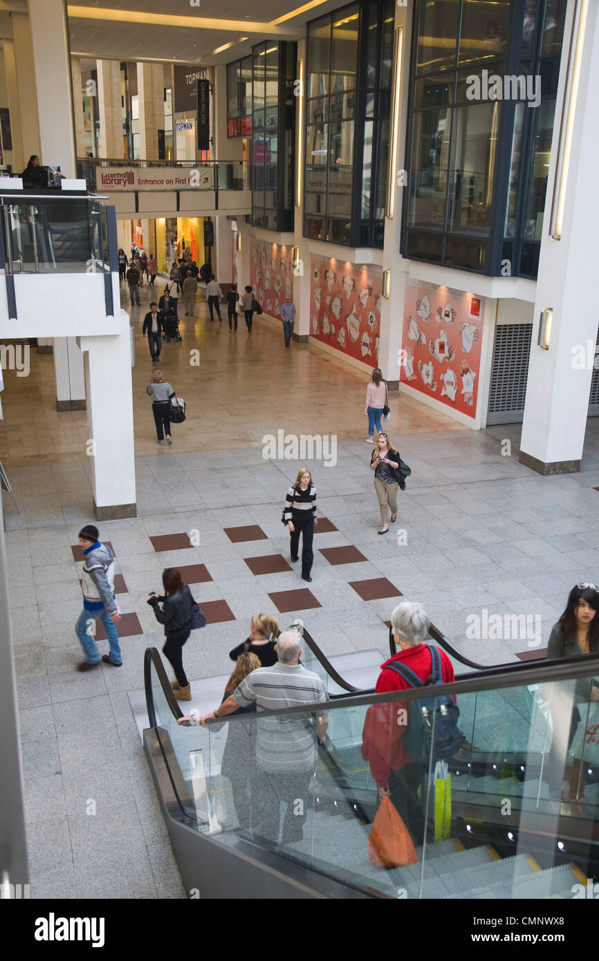 Lion Yard shopping centre, Cambridge, England Stock Photo - Alamy