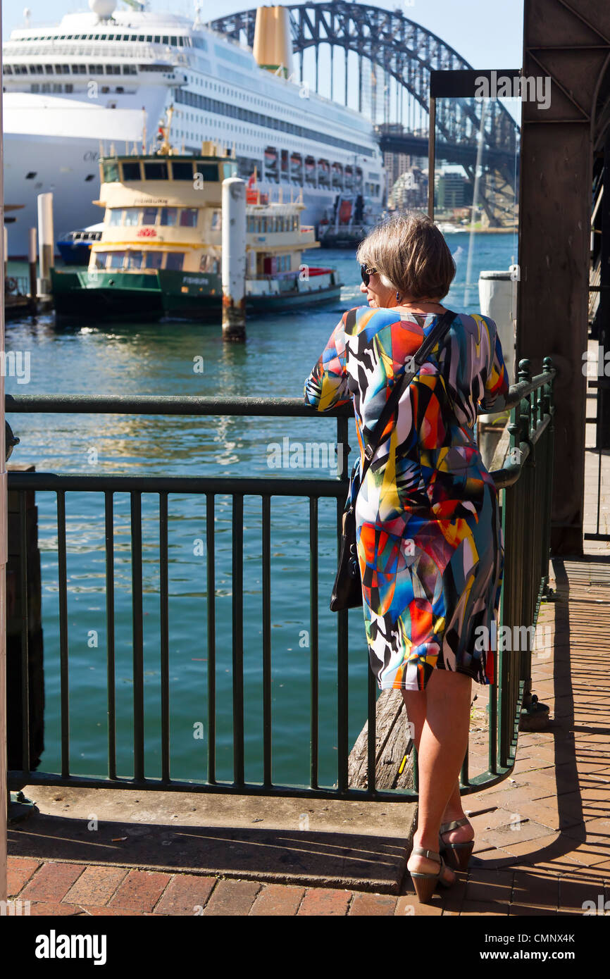 Australia ship women hi-res stock photography and images - Alamy