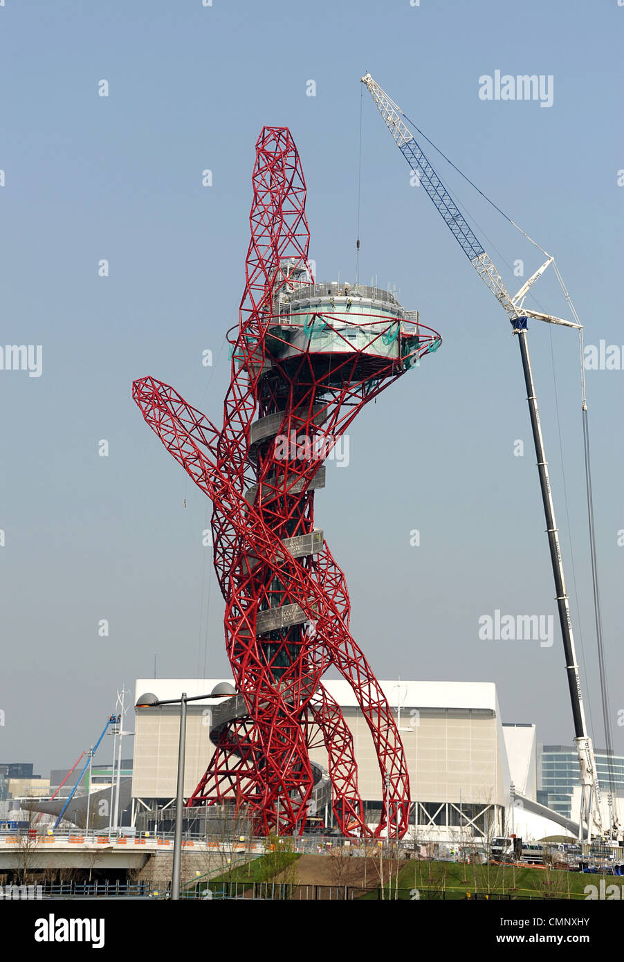 Construction arcelormittal orbit observation tower hi-res stock ...