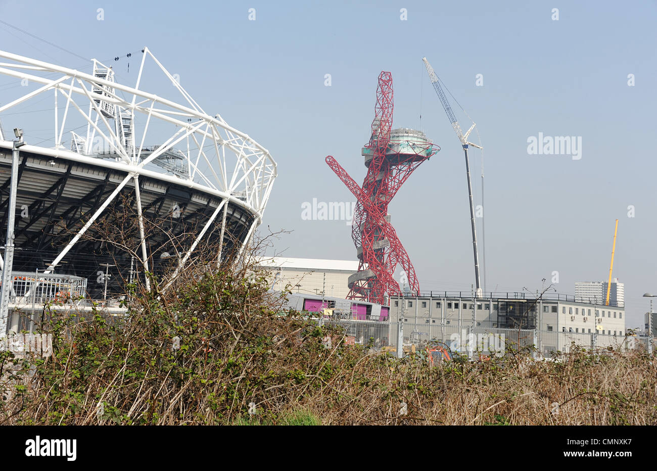 View of Olympic Stadium with ArcelorMittal Orbit Tower in the ...