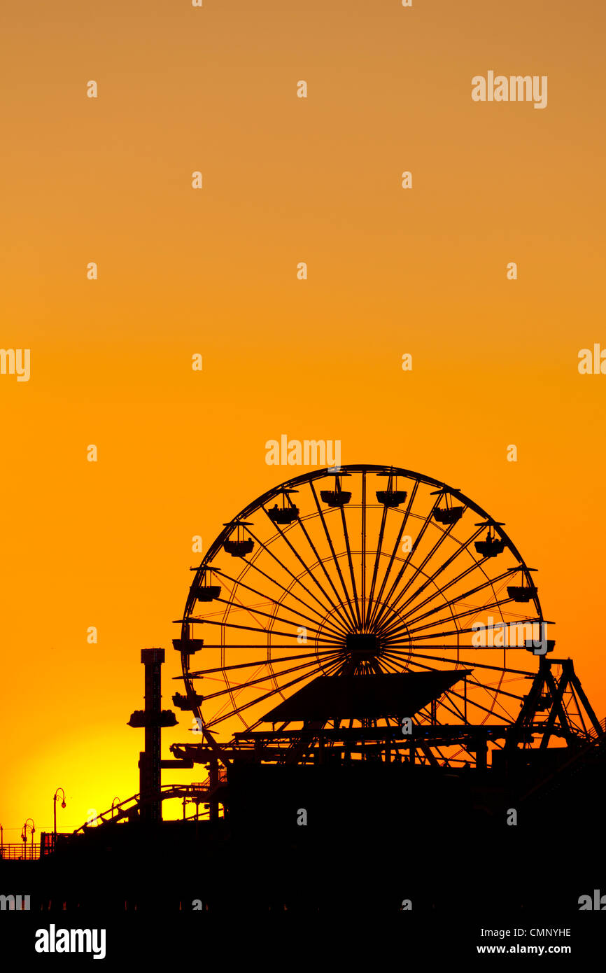 Santa monica ferris wheel hi-res stock photography and images - Alamy