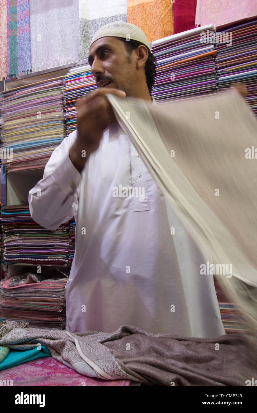 Textile market bur dubai hi-res stock photography and images - Alamy