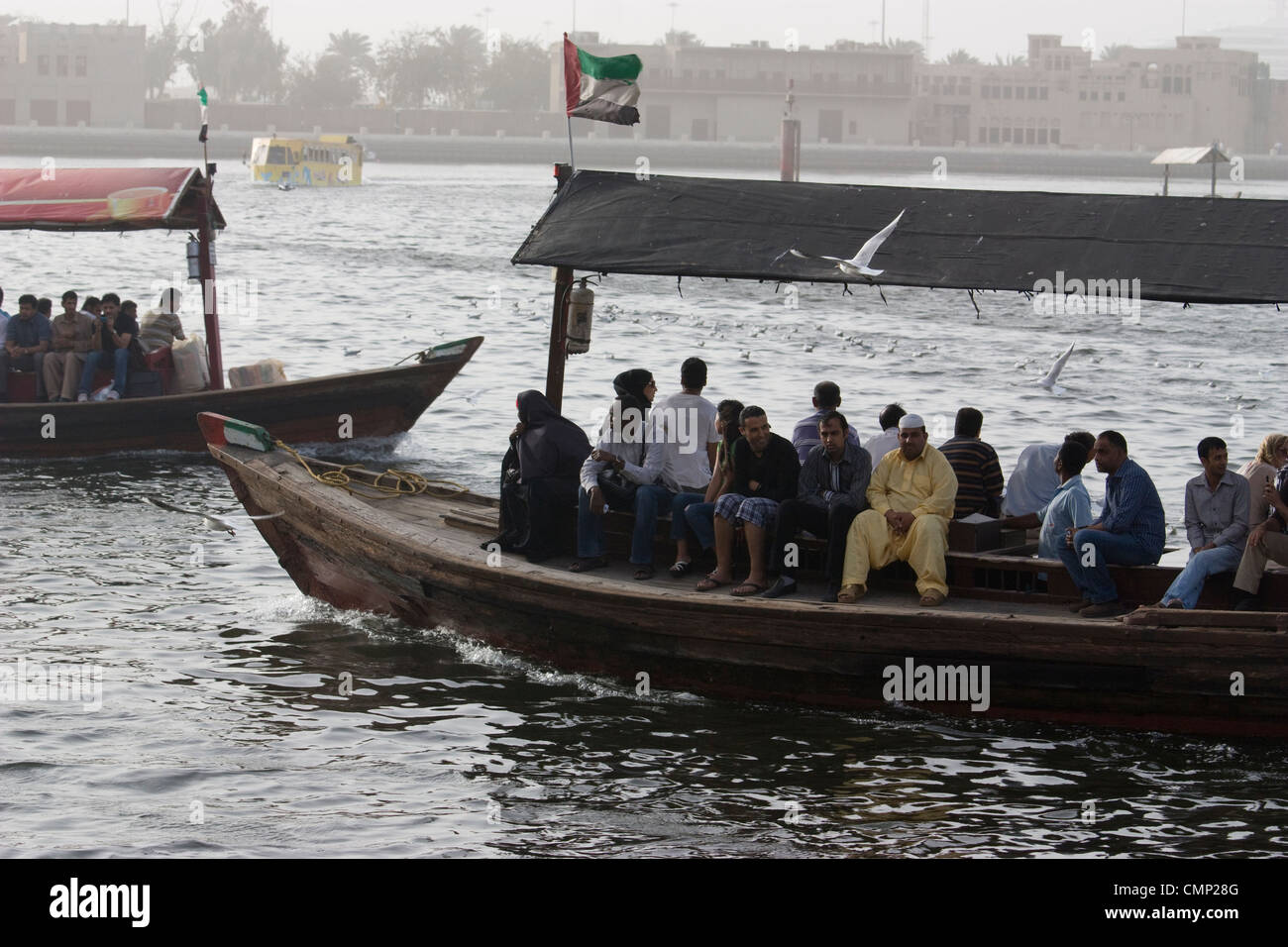 uae united arab emirates dubai creek abra boats Stock Photo - Alamy