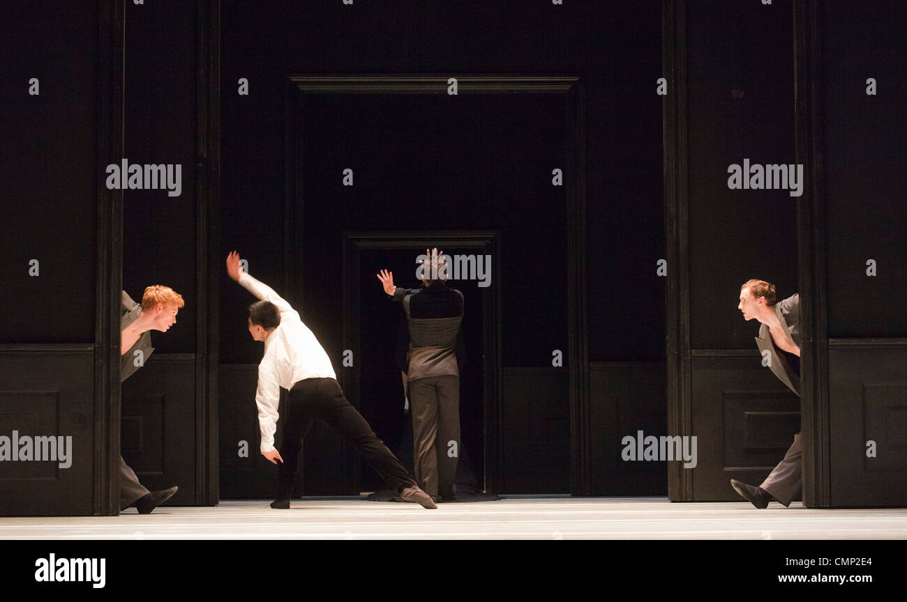 NDT2, the young branch of the Nederlands Dans Theater performs Passe ...