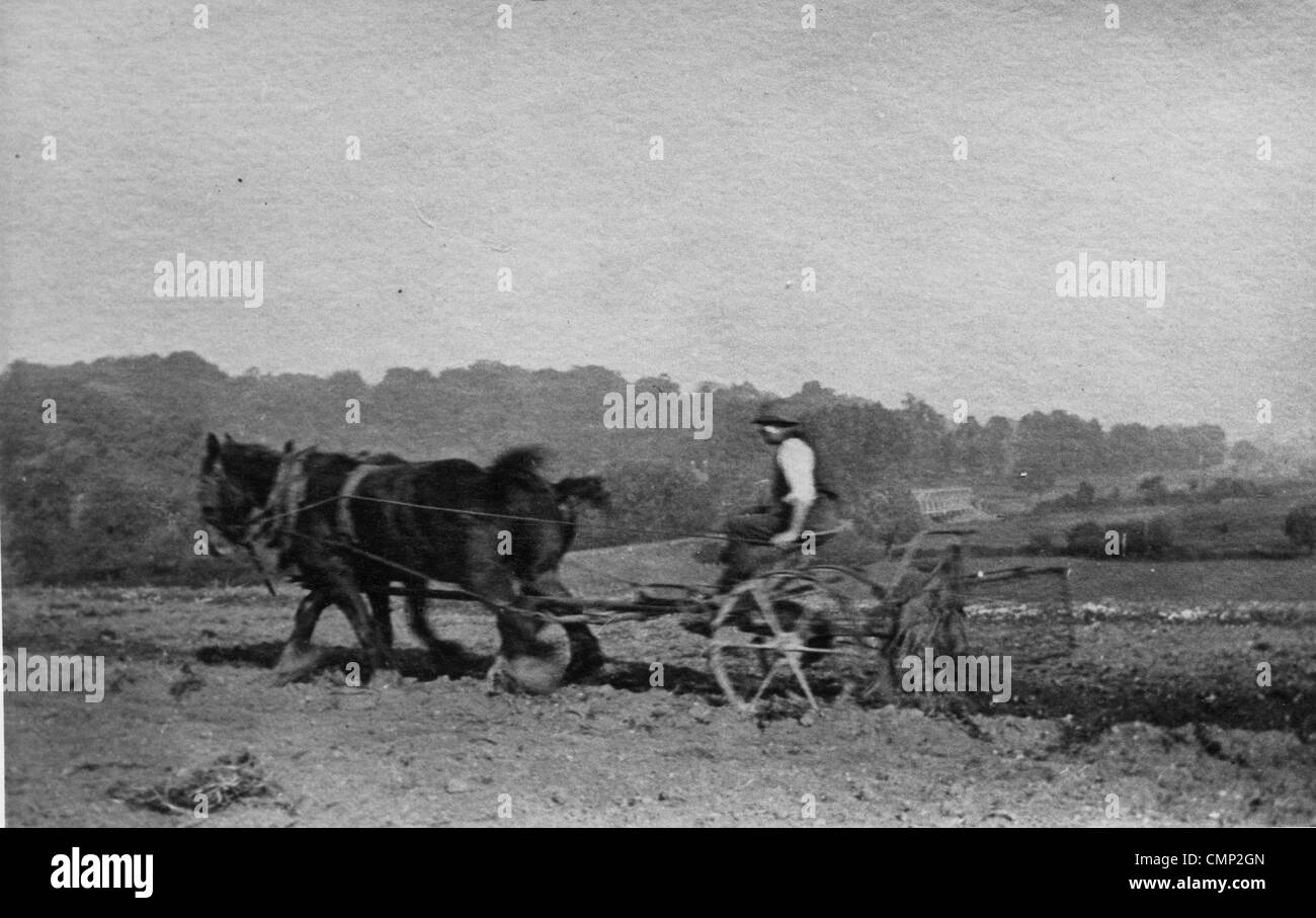 Early farm machine hi-res stock photography and images - Alamy