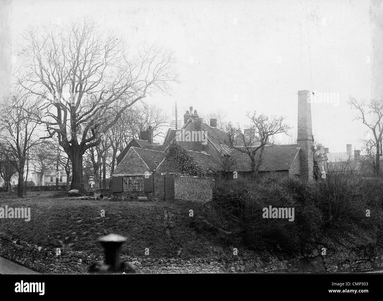 Old smithy hi-res stock photography and images - Alamy