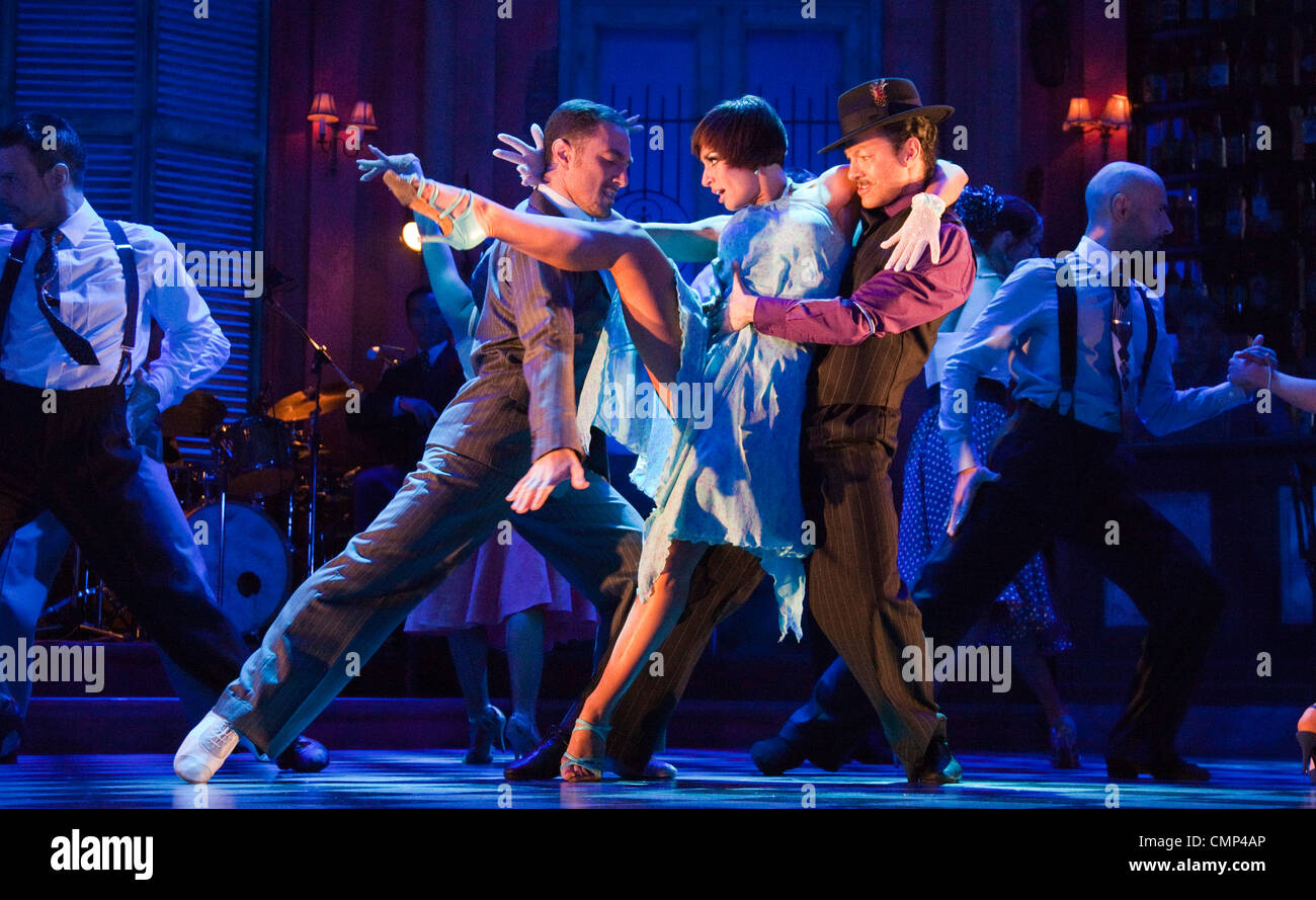 "Midnight Tango" with "Strictly Come Dancing" Stars Flavia Cacace and ...