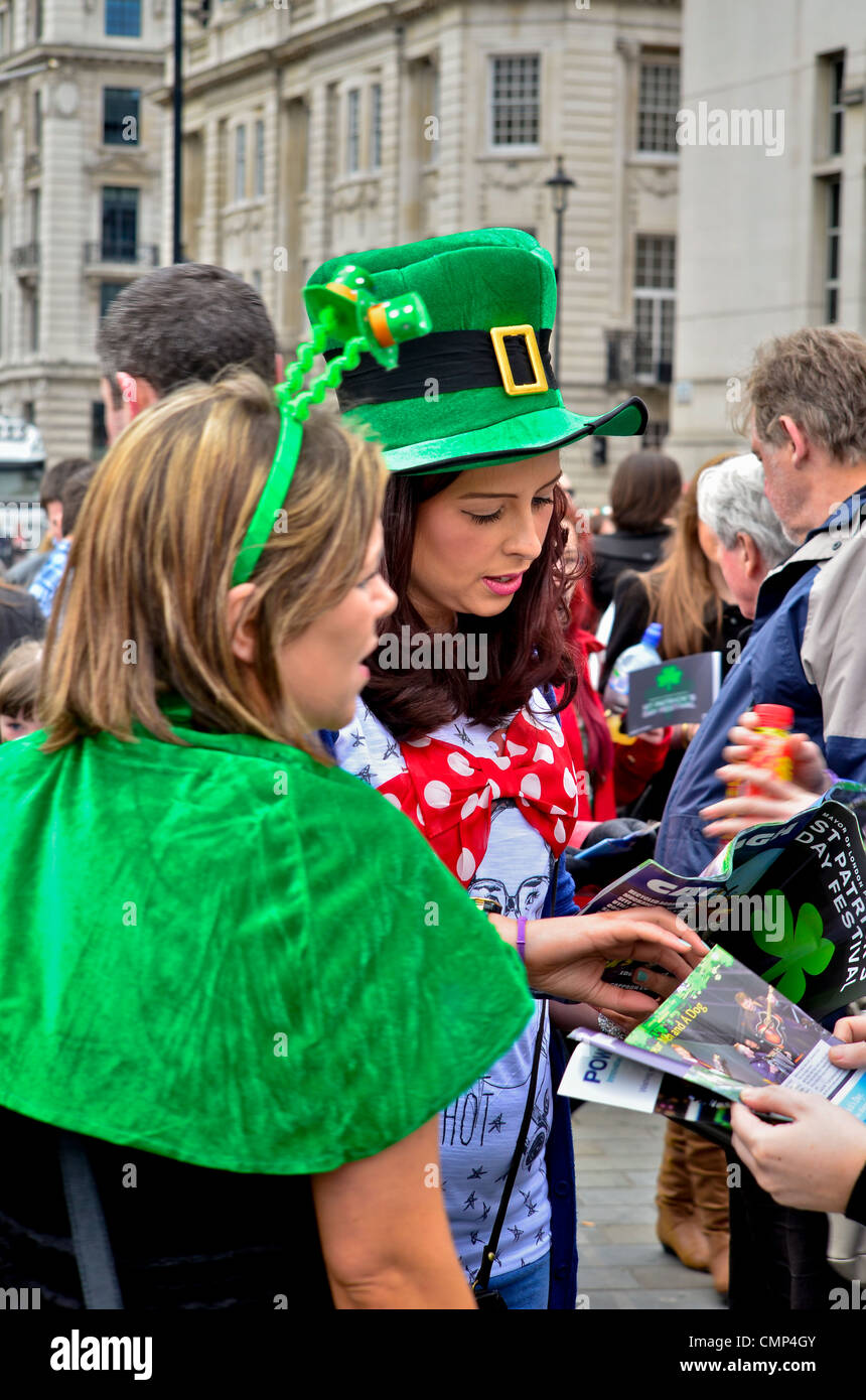 Trafalgar day parade hi-res stock photography and images - Alamy