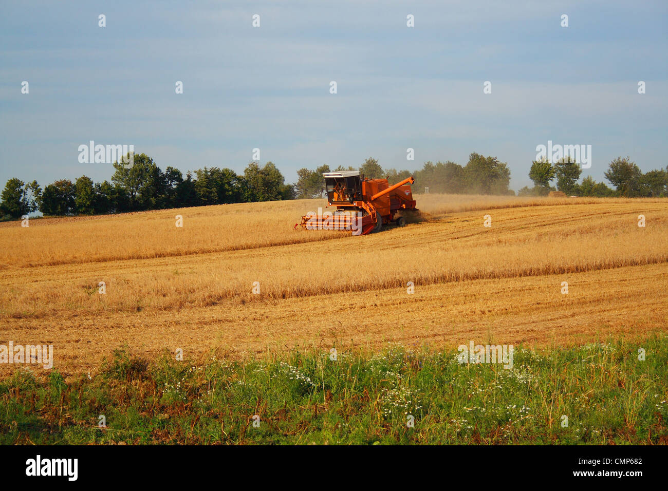 Vintage hay harvester hi-res stock photography and images - Alamy