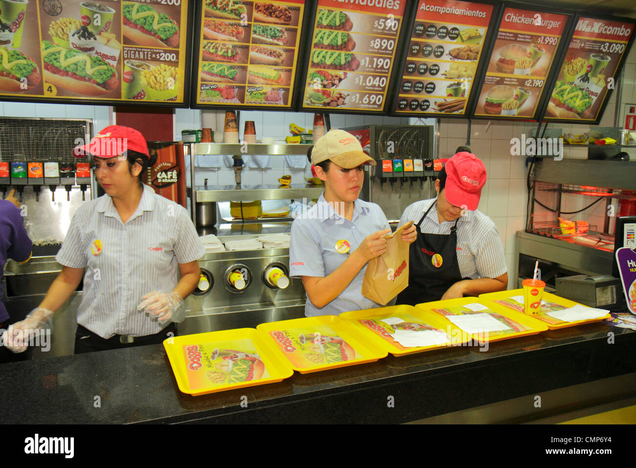 Santiago Chile,Bellavista,Pio Nono,Doggis,hot dogs,fast food,restaurant ...