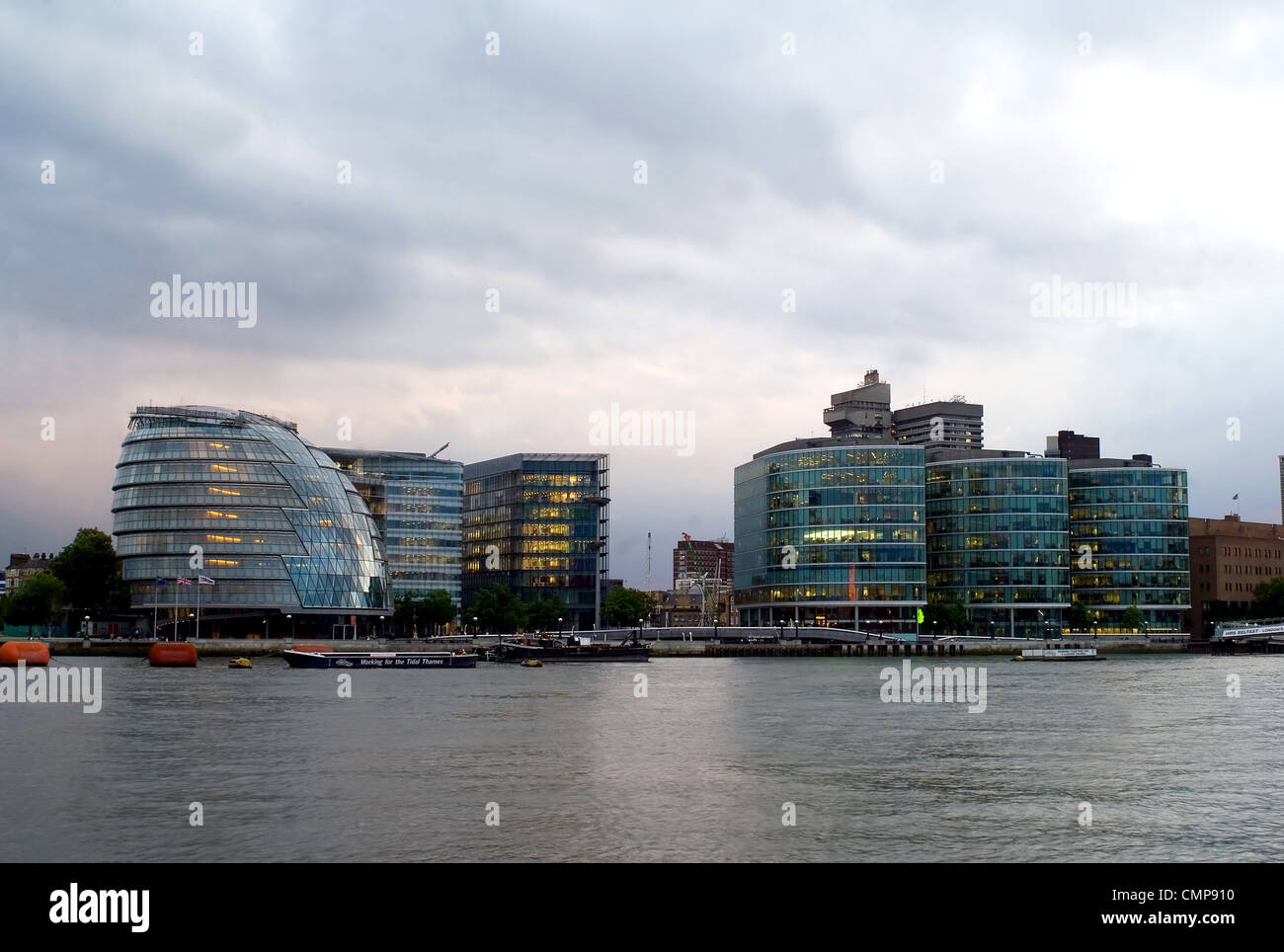 Thames view with London Hall and offices buildings Stock Photo - Alamy