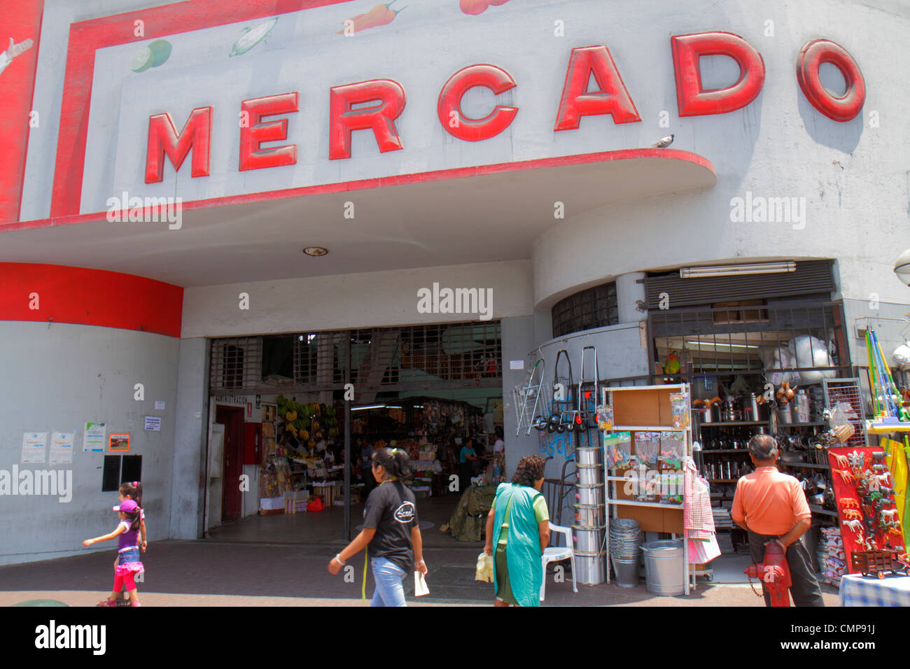 Lima Peru,Surquillo,Mercado de Surquillo,flea shopping shopper shoppers shop shops market ...