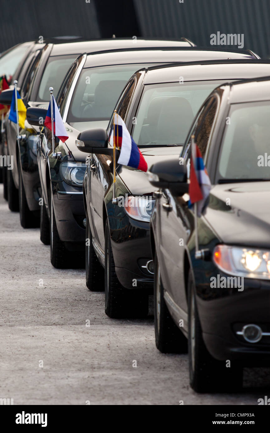 Diplomatic cars hi-res stock photography and images - Alamy