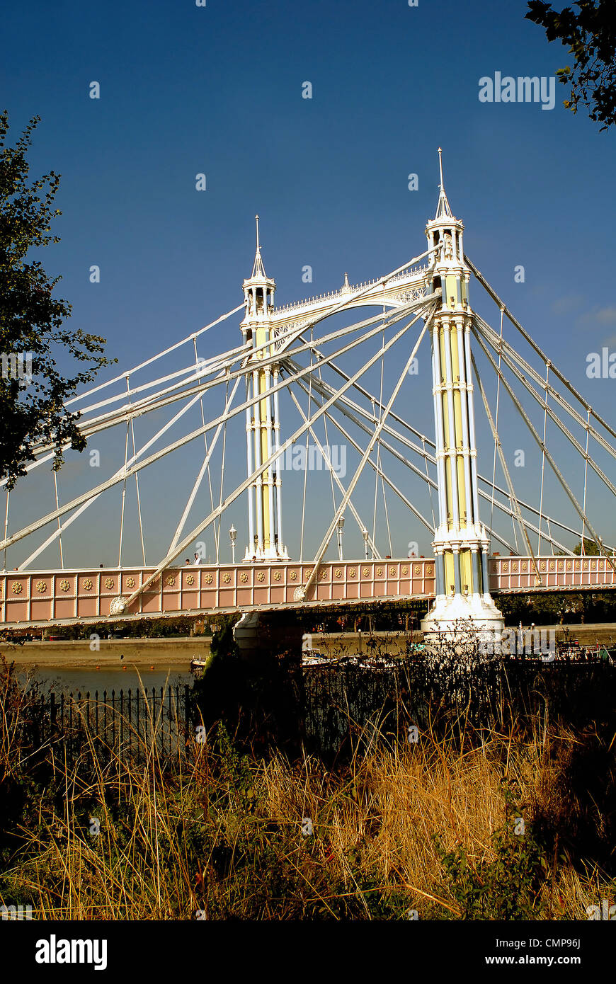 Victorian Albert Bridge at Chelsea Stock Photo - Alamy