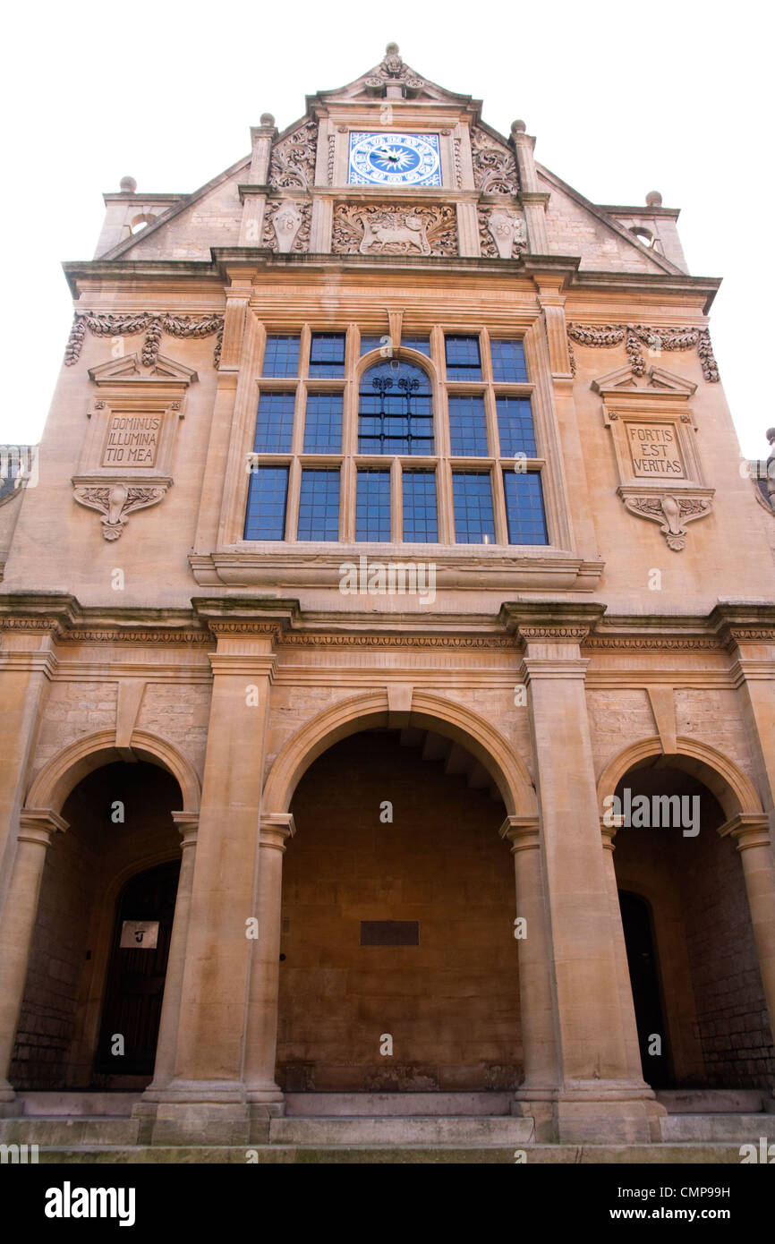 Oxford university history faculty hi-res stock photography and images ...
