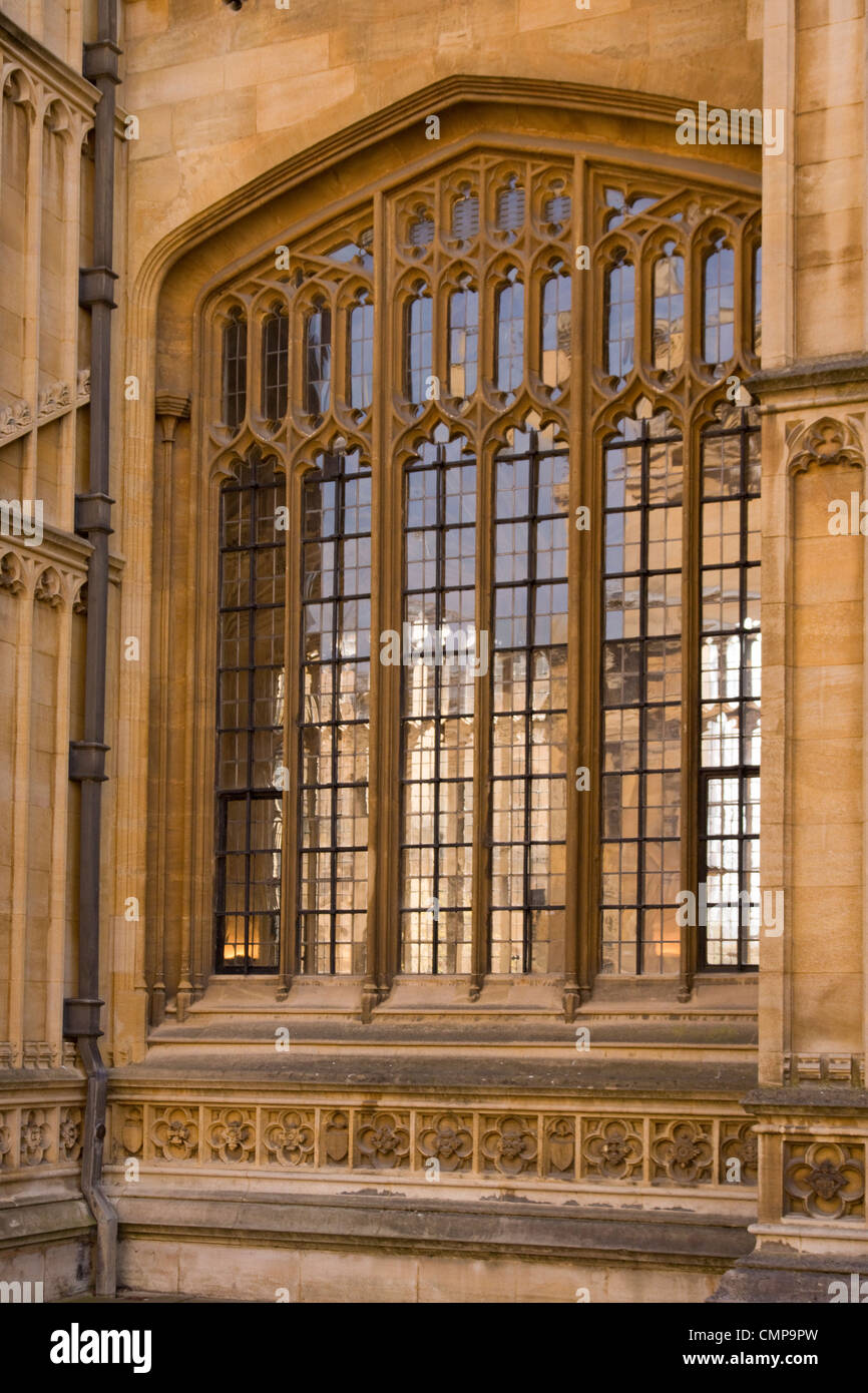 Oxford university library hi-res stock photography and images - Alamy