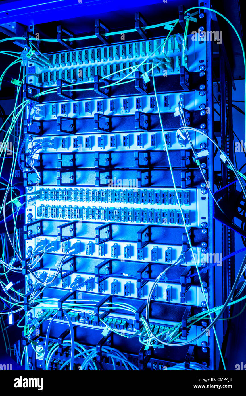 Database infrastructure hi-res stock photography and images - Alamy