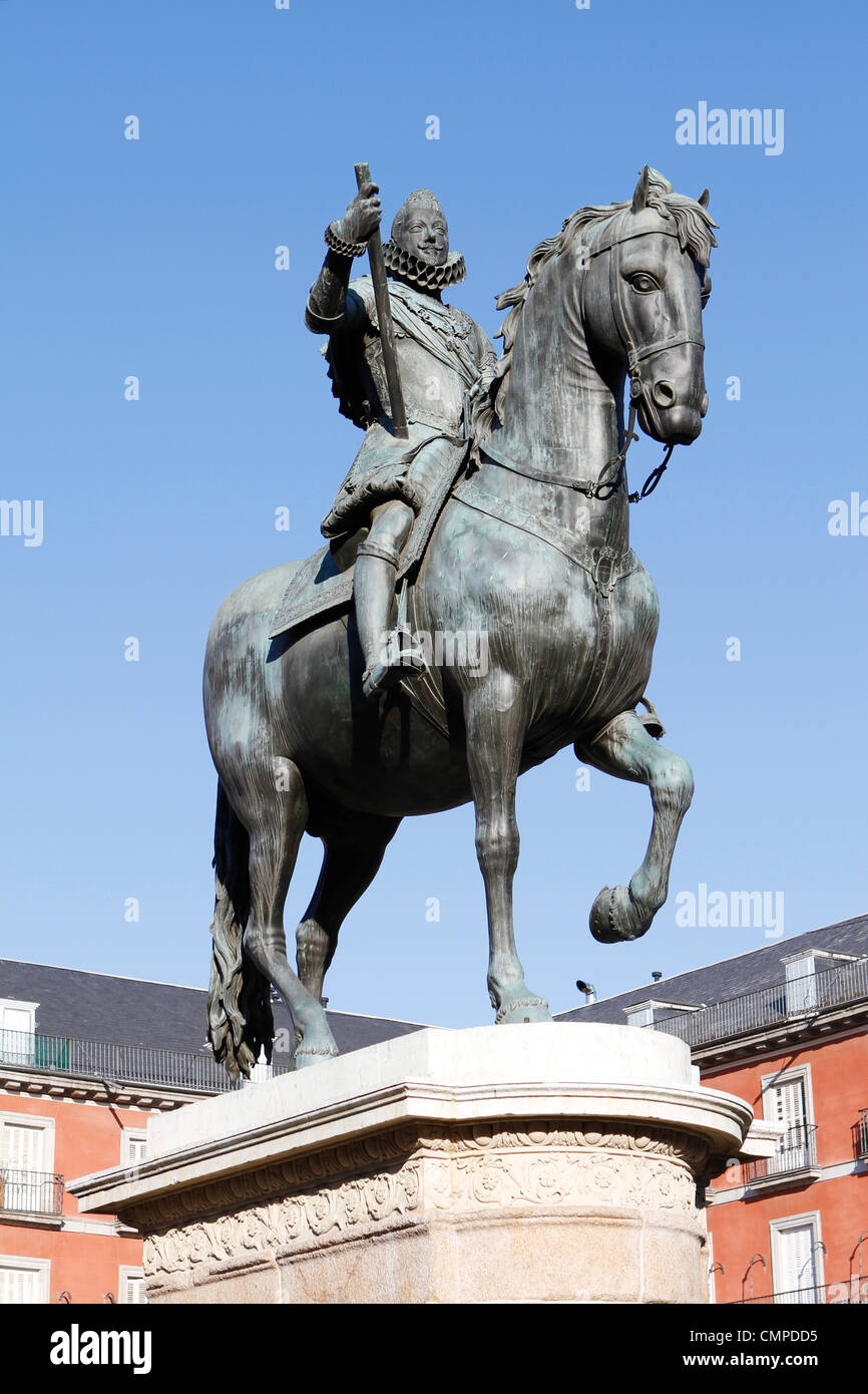 Bronze statue of King Philip III (by sculptor Giambologna) at the ...